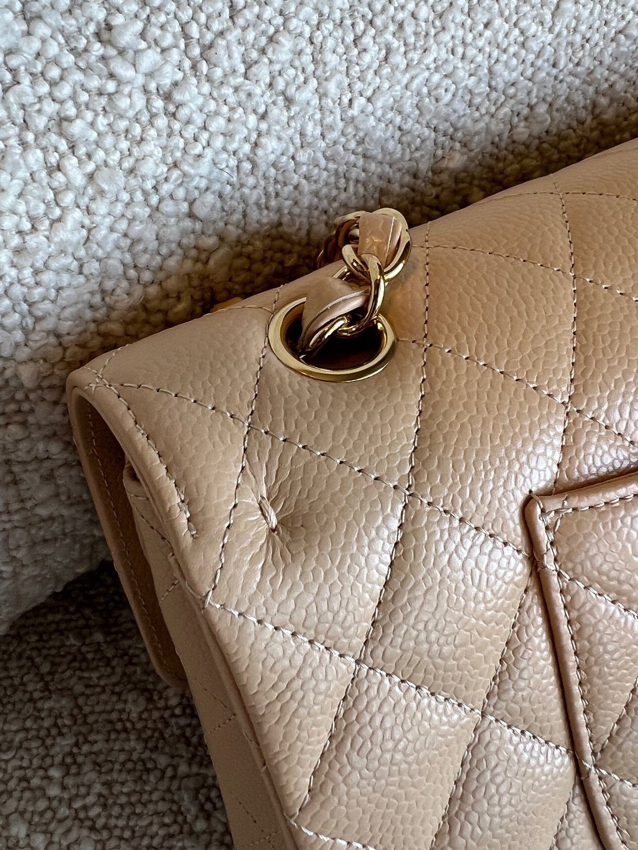 Chanel Beige Clair Caviar Quilted Classic Flap Medium GHW – REDELUXE
